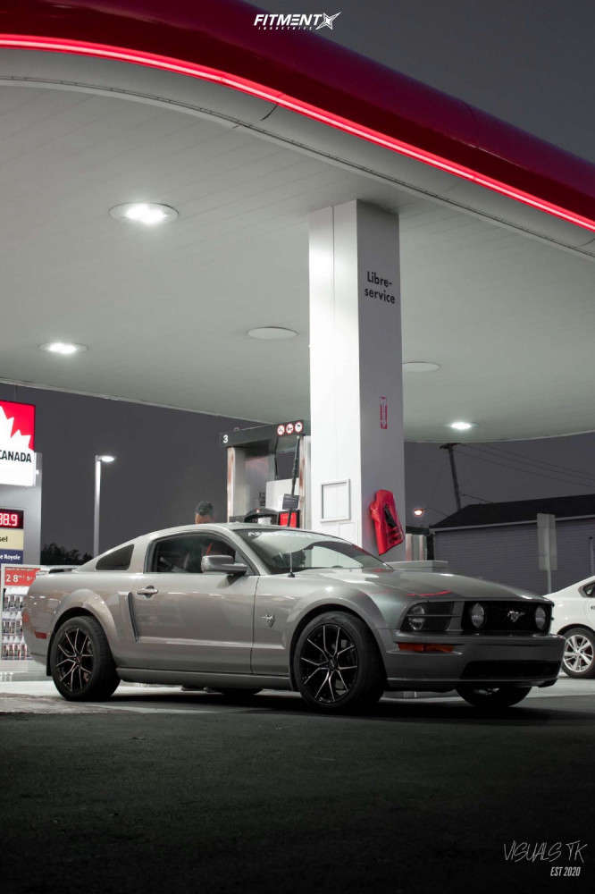 2009 Ford Mustang GT with 18x9.5 RTX Alventi and Zeta 245x45 on Stock ...