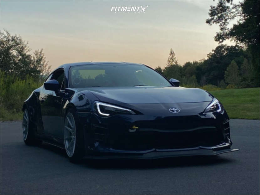 2014 Scion FR-S Base with 18x9.5 F1R F101 and Dunlop 245x40 on Lowering ...