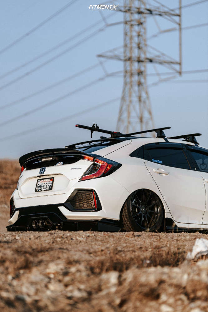 2019 Honda Civic Sport with 18x8.5 AVID1 AV21 and Continental 235x40 on ...