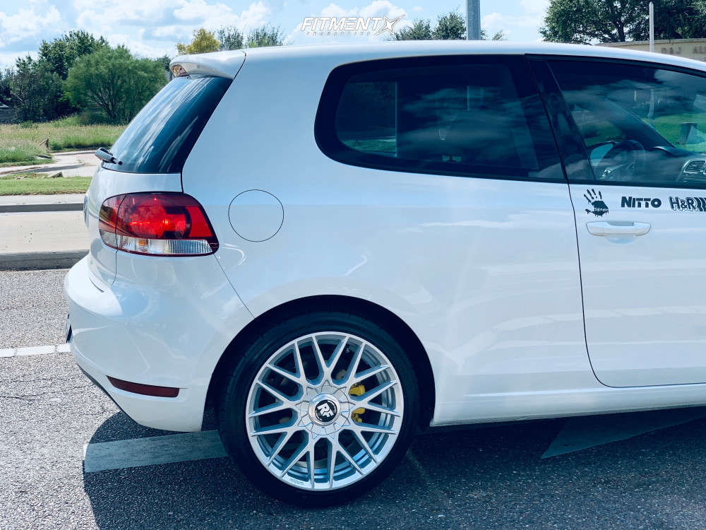 2012 Volkswagen Golf Base with 18x8.5 Rotiform Rse and Nitto 225x40 on ...