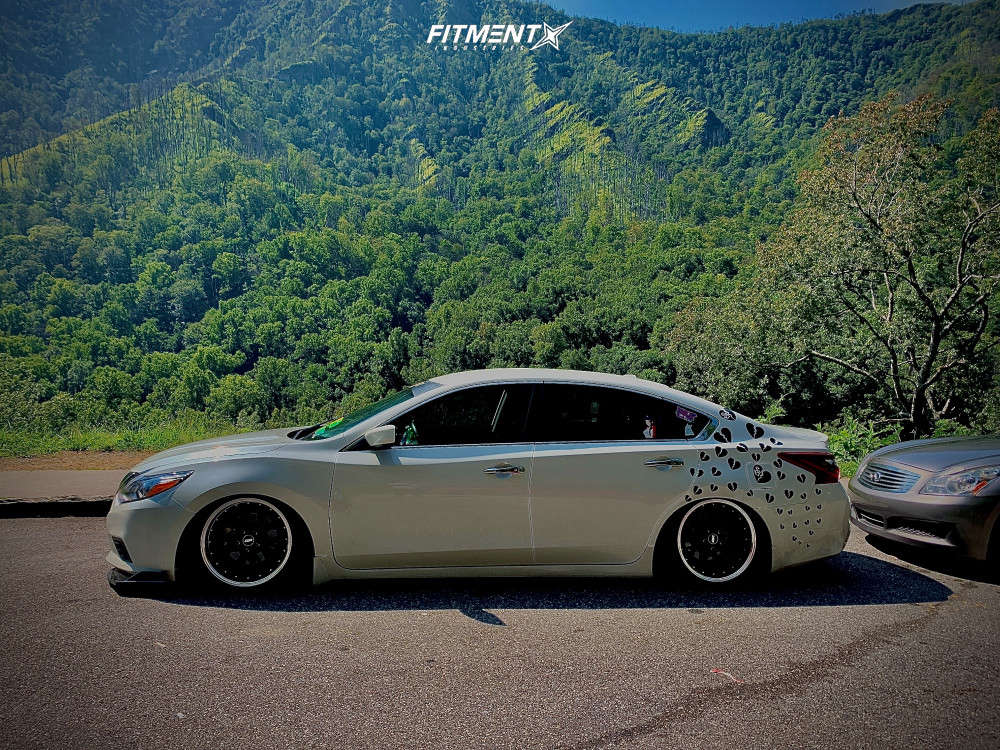 2018 Nissan Altima SR with 18x9.5 ESR Cs11 and Federal 235x35 on Air ...