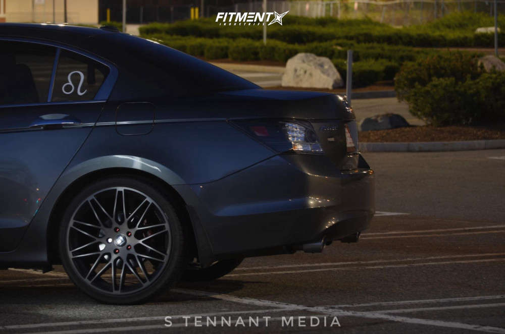 2010 Honda Accord EX-L with 20x9 Touren Tr75 and Nankang 235x35 on ...