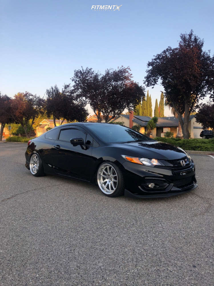 2015 Honda Civic Si with 18x9.5 Aodhan Ds07 and Achilles 215x30 on ...