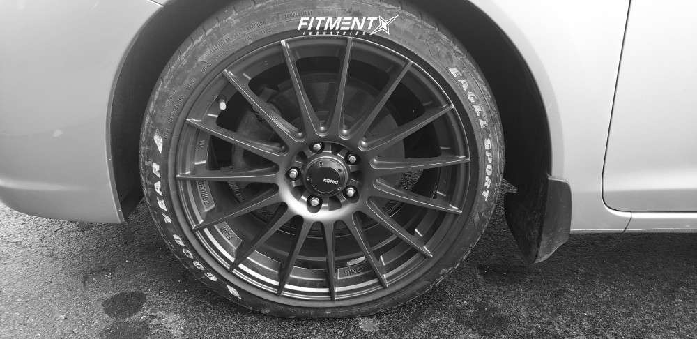 2015 Honda Civic Si with 18x8 Konig Rennform and Goodyear 225x40 on ...