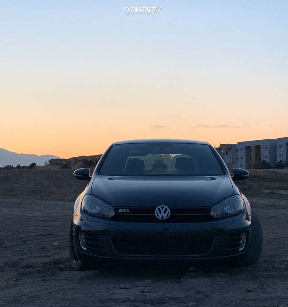 2014 Volkswagen GTI Wolfsburg Edition with 18x8 Advanti Racing Hybris ...