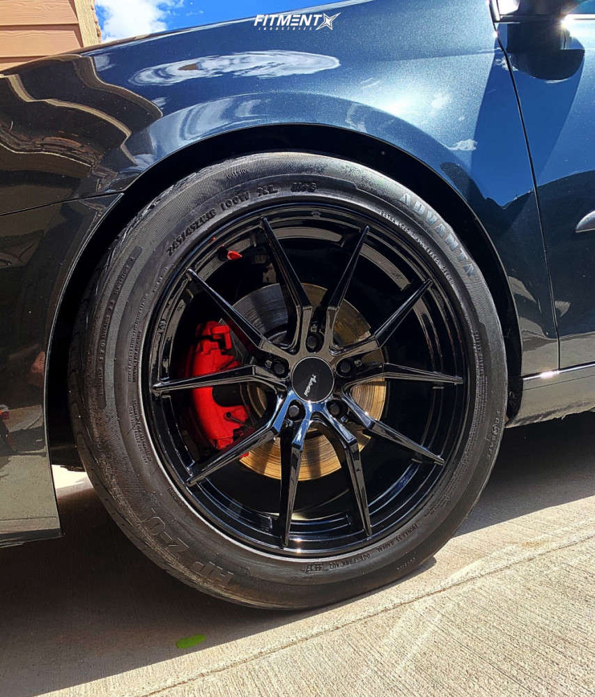 2014 Volkswagen GTI Wolfsburg Edition with 18x8 Advanti Racing Hybris ...