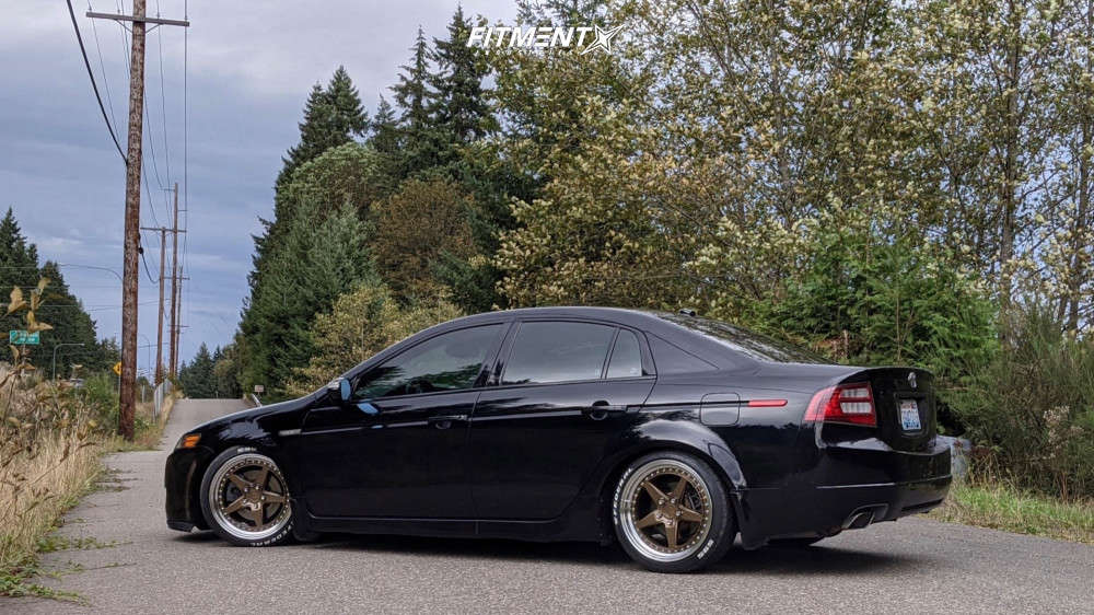 2007 Acura TL Base with 18x8.5 Aodhan Ds05 and Federal 215x40 on Coilovers | 1327102 | Fitment ...