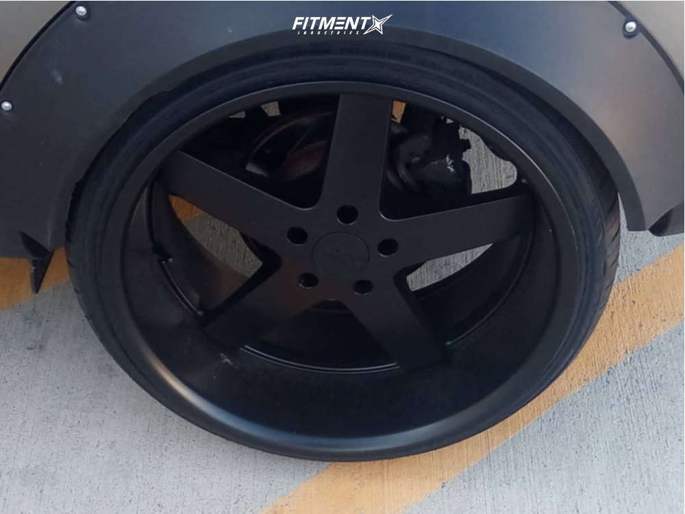 2017 Kia Soul Base with 20x9 XXR 968 and Lexani 235x30 on Air ...