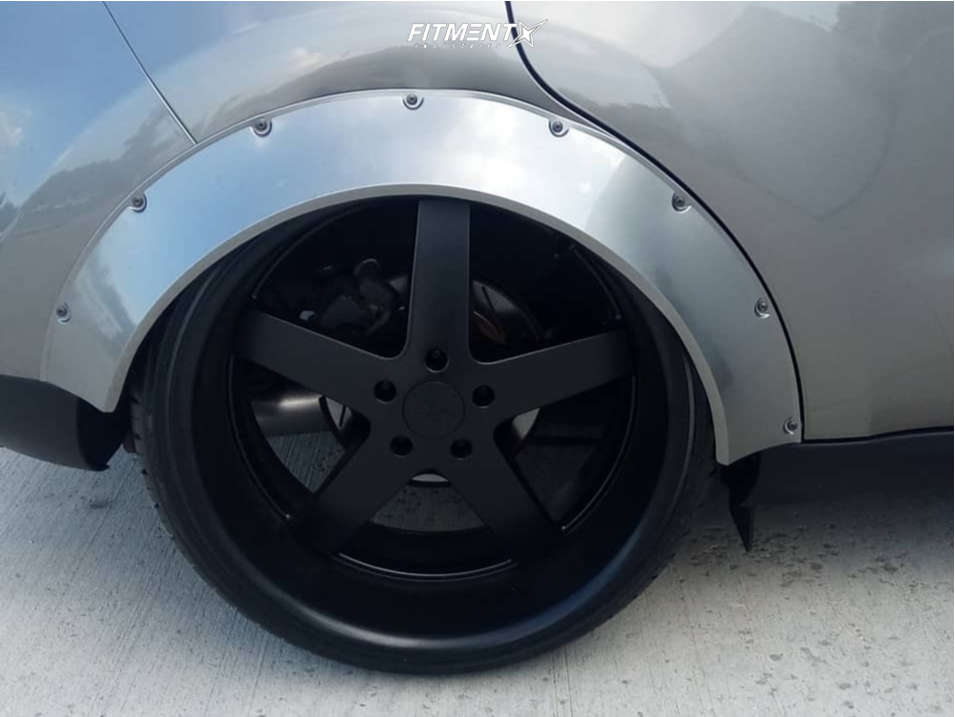 2017 Kia Soul Base with 20x9 XXR 968 and Lexani 235x30 on Air ...