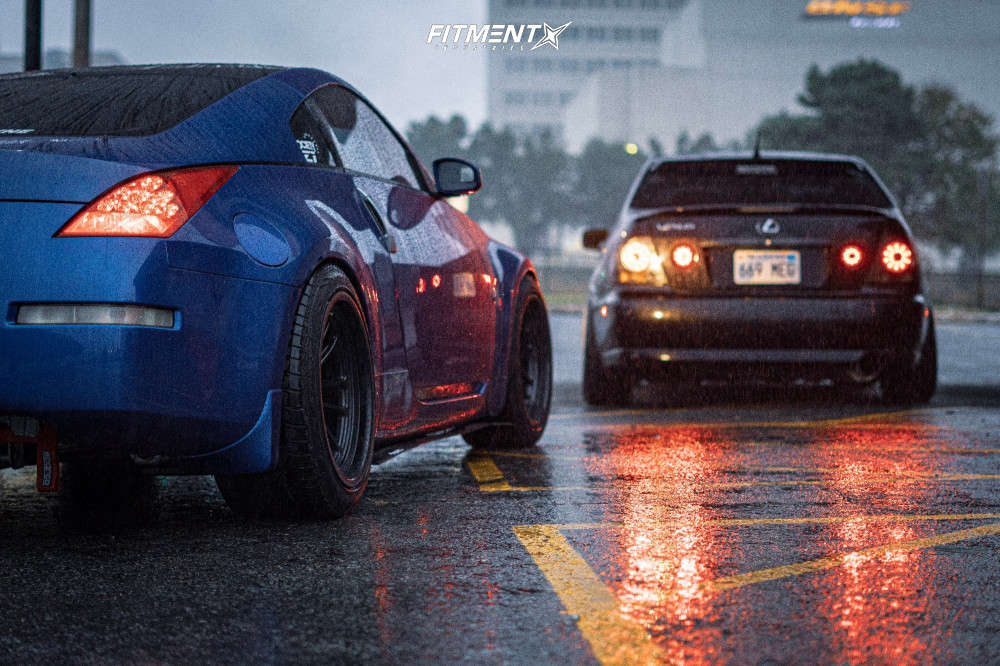 2007 Nissan 350Z Base with 18x9.5 Cosmis Racing Xt-206r and Achilles ...