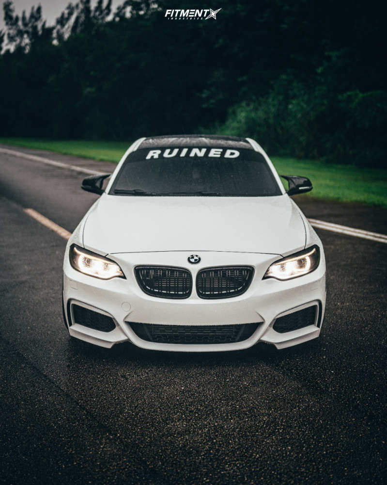 2015 BMW M235i Base with 18x8.5 Rotiform Rse and Pirelli 225x35 on ...
