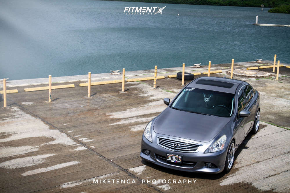 2013 INFINITI G37 Journey with 19x9.5 SSR Sp4 and Firestone 245x40 on ...