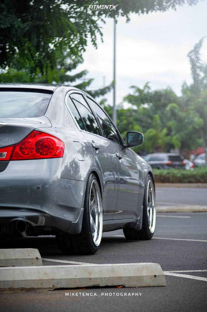 2013 INFINITI G37 Journey with 19x9.5 SSR Sp4 and Firestone 245x40 on ...