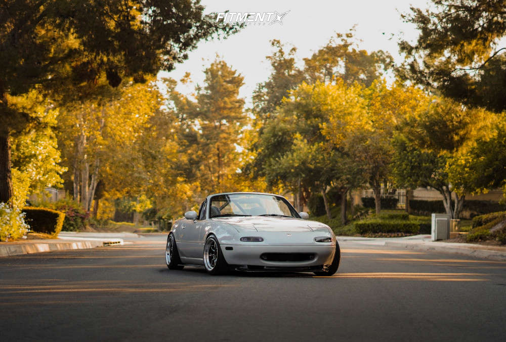 1993 Mazda MX-5 Miata Base with 15x8 Rota Rkr and Toyo Tires 195x45 on ...