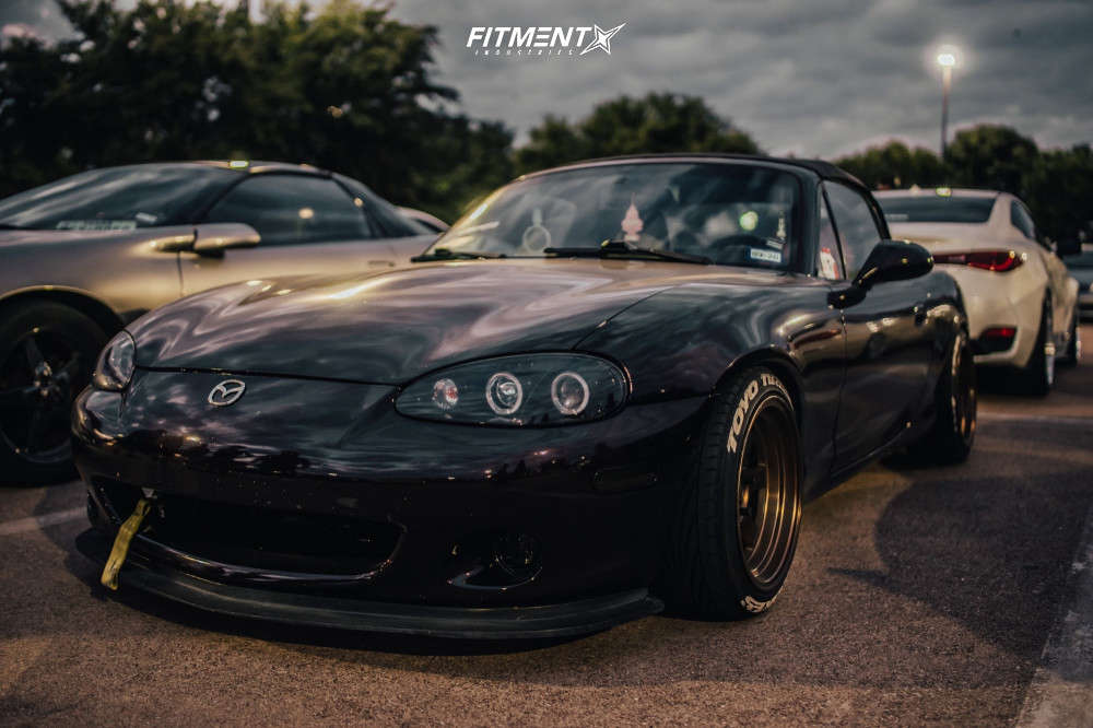 2004 Mazda Miata Base with 15x8 Rota Grid and Toyo Tires 195x45 on ...