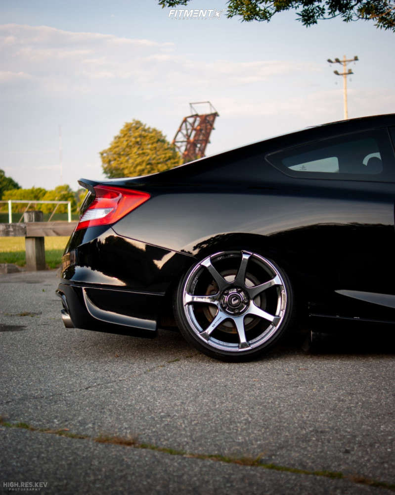 2013 Honda Civic Si with 18x9 Cosmis Racing Mr7 and Achilles 215x35 on ...