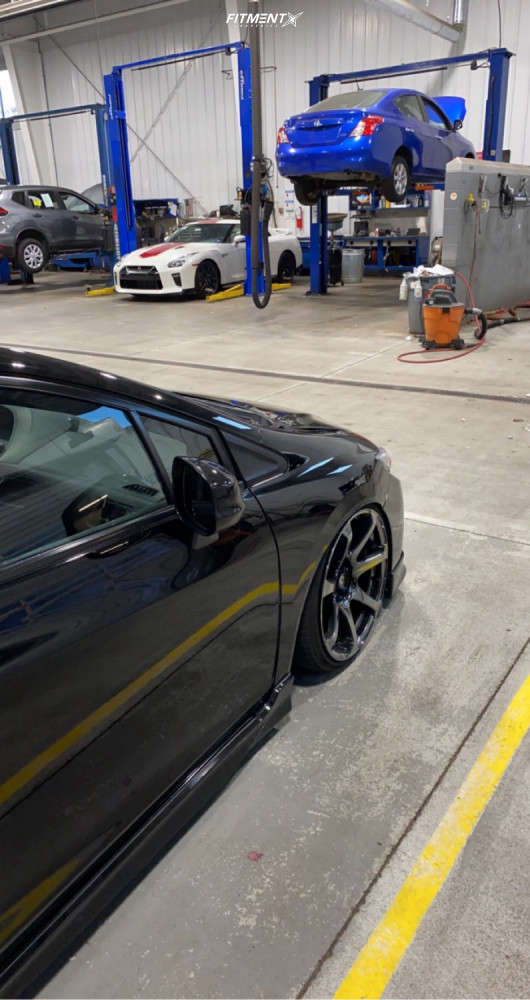 2013 Honda Civic Si with 18x9 Cosmis Racing Mr7 and Achilles 215x35 on ...