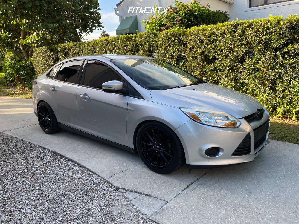 2013 Ford Focus SE with 17x8 Platinum Exodus and Riken 235x45 on ...