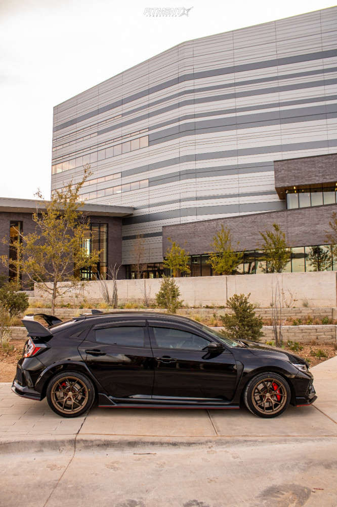 2017 Honda Civic Type R with 18x9.5 Superspeed Rf05rr and Firestone ...