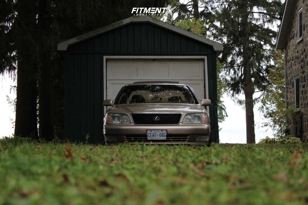 2000 Lexus LS400 Base with 18x8.5 ESM 002r and Bridgestone 225x40 on ...