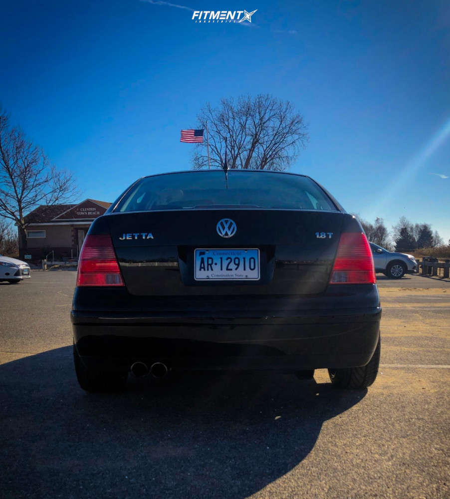 2001 Volkswagen Jetta Wolfsburg Edition with 18x8.5 XXR 571 and Nitto ...