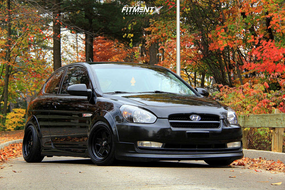 2007 Hyundai Accent SE with 15x8 XXR 532 and Federal 165x55 on ...