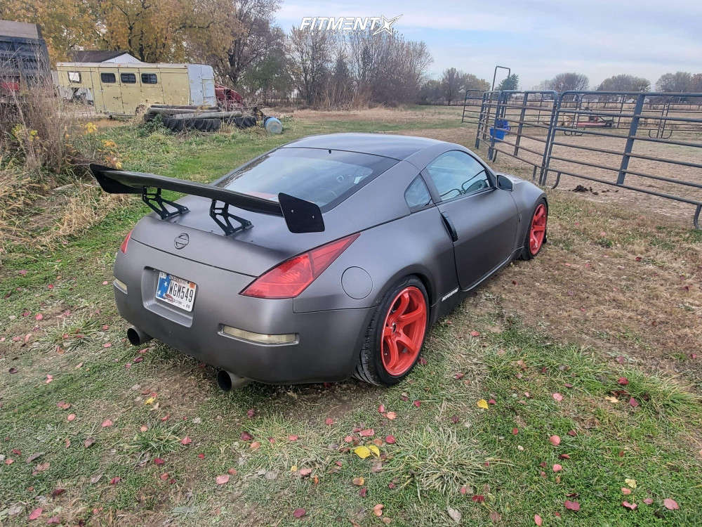 2004 Nissan 350Z Base with 18x8.5 Advanti Racing Forza and Federal ...