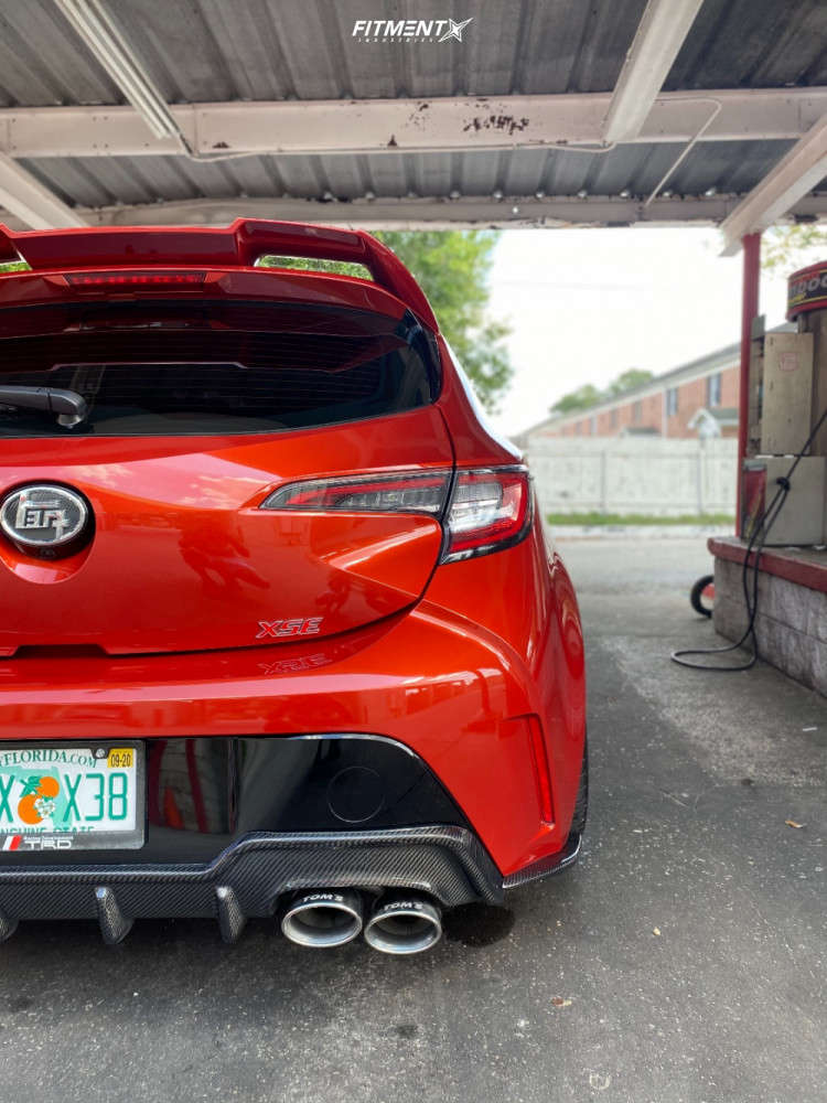 2019 Toyota Corolla XSE with 18x9 Cosmis Racing Mr7 and Falken 245x35 ...