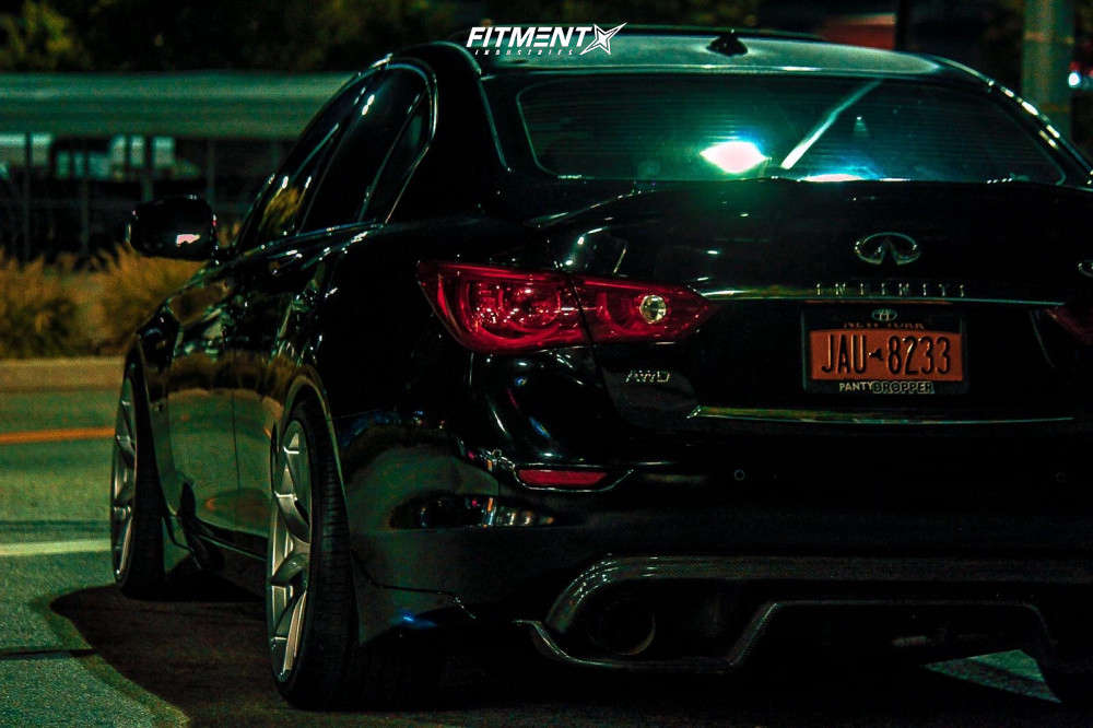 2014 INFINITI Q50 Sport with 19x10.5 ESR Rf2 and Crosswind 265x30 on ...