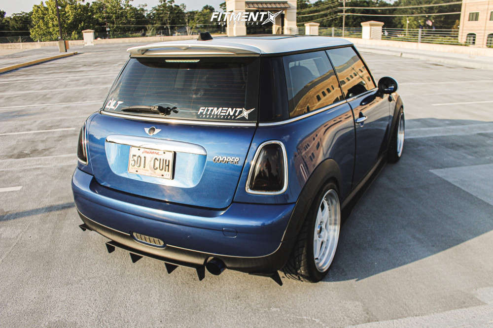 2009 Mini Cooper Base with 17x8 JNC Jnc010 and Nitto 205x45 on ...