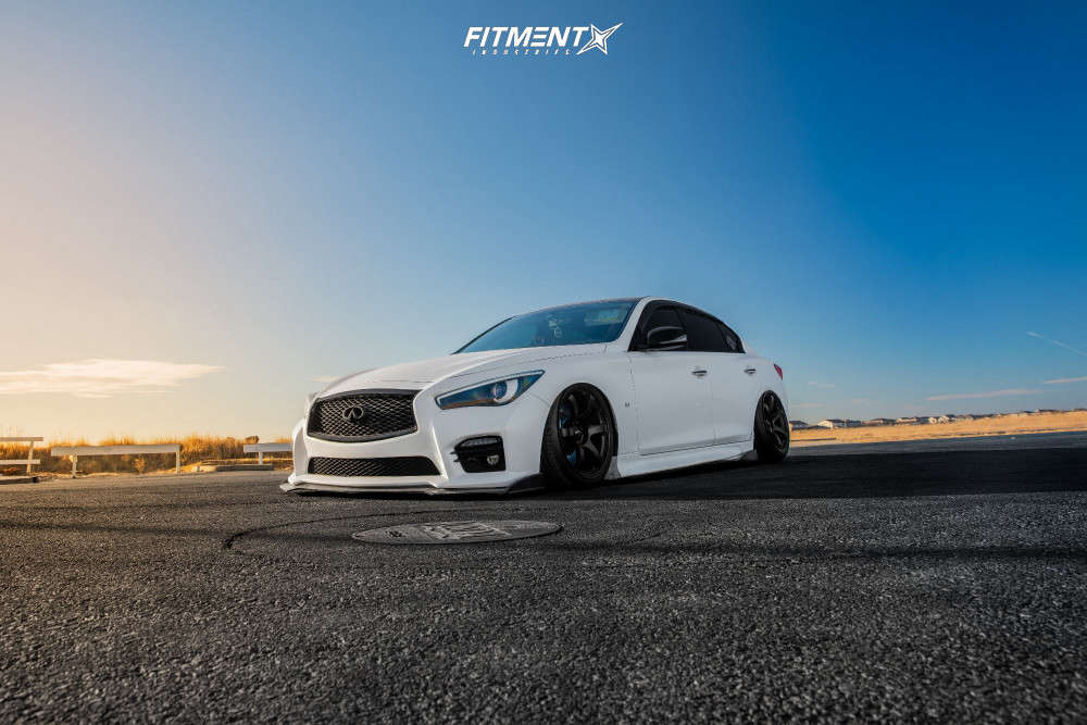 2014 INFINITI Q50 Sport with 19x9.5 Gram Lights 57dr and Toyo Tires ...