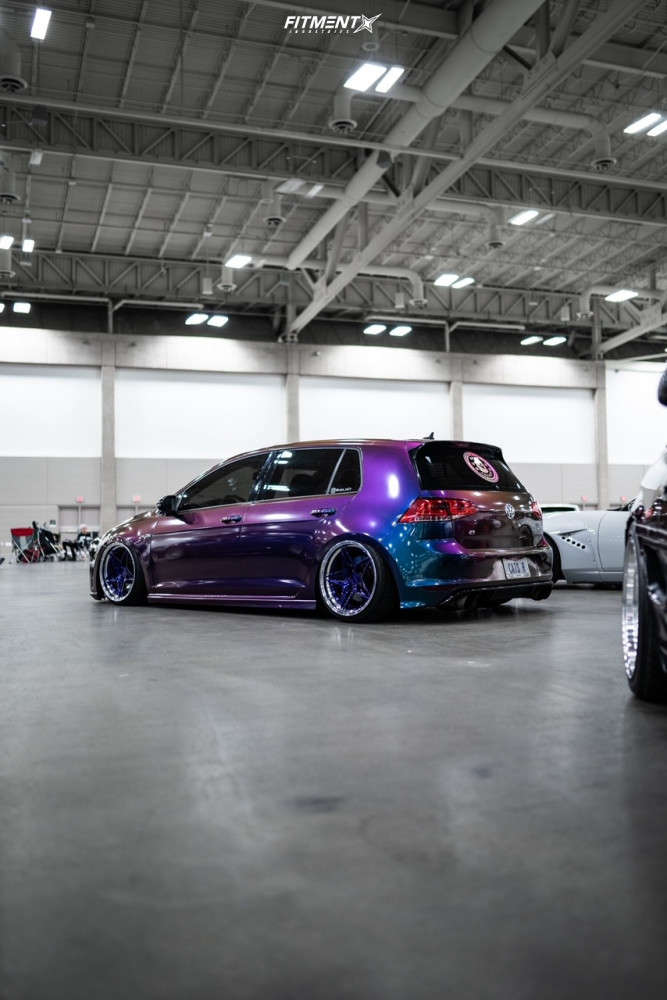 2016 Volkswagen Golf R Base with 18x9.5 Rotiform Vda and Federal 215x35 ...