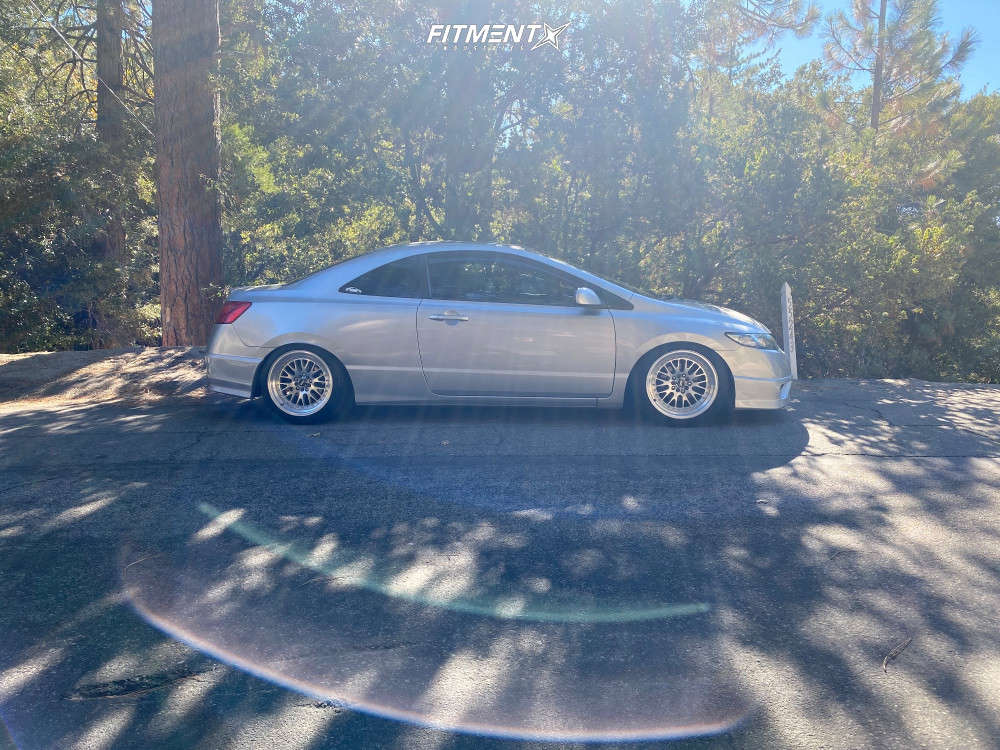2007 Honda Civic EX with 17x9 STR 520 and Falken 215x45 on Coilovers ...
