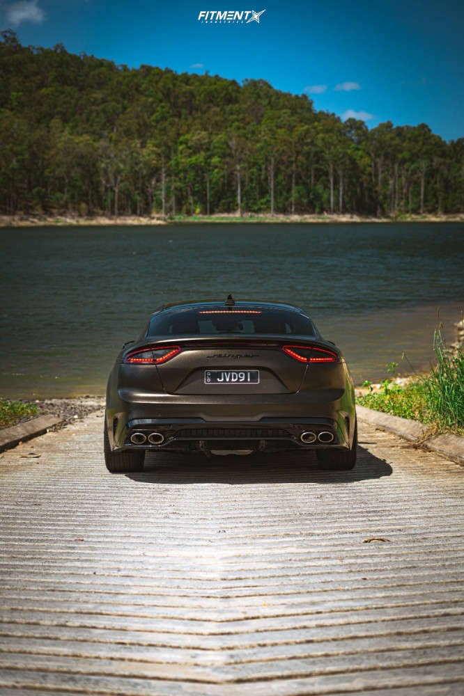 2019 Kia Stinger GT with 20x8.5 TSW Sprint and WinRun 245x35 on ...