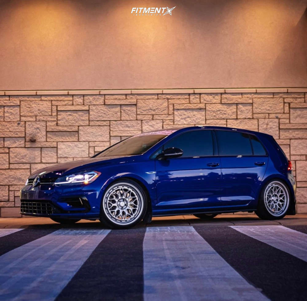 2019 Volkswagen Golf R Base with 19x8.5 NXS MHB and Continental 235x35 ...