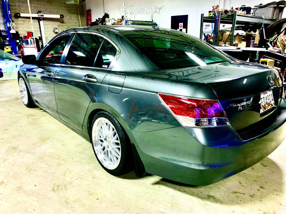 2009 Honda Accord EX-L with 18x8 Versus Racing Vs243 and Fullway 235x40 ...