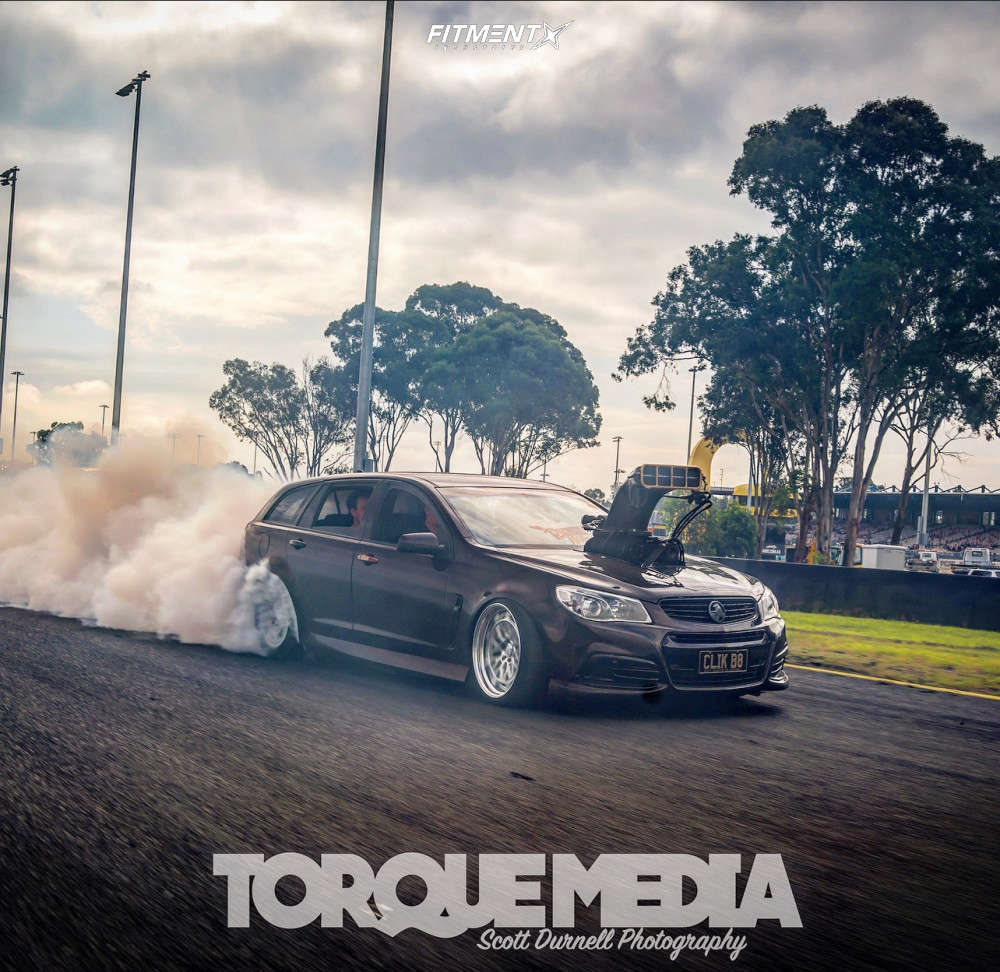 2008 Holden Commodore Base with 20x10.5 Work Gran Seeker DMX and WinRun ...