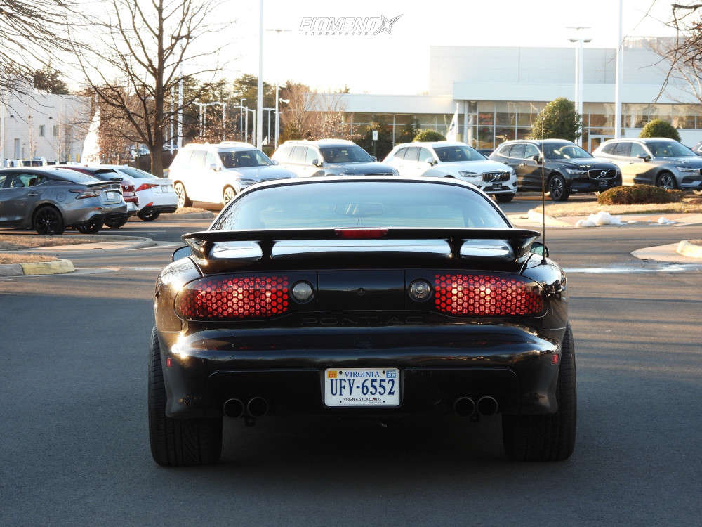 2000 Pontiac Firebird Trans Am with 19x9.5 Rohana Rfx11 and Continental ...