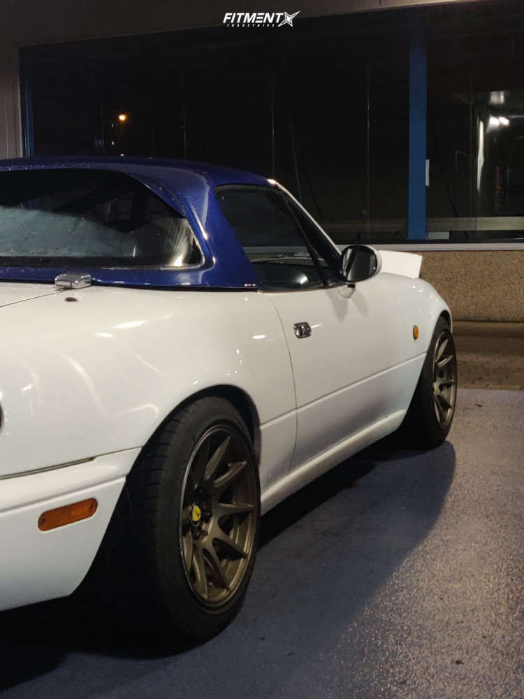 1992 Mazda MX-5 Miata Base with 15x8 Japan Racing JR11 and Toyo Tires ...
