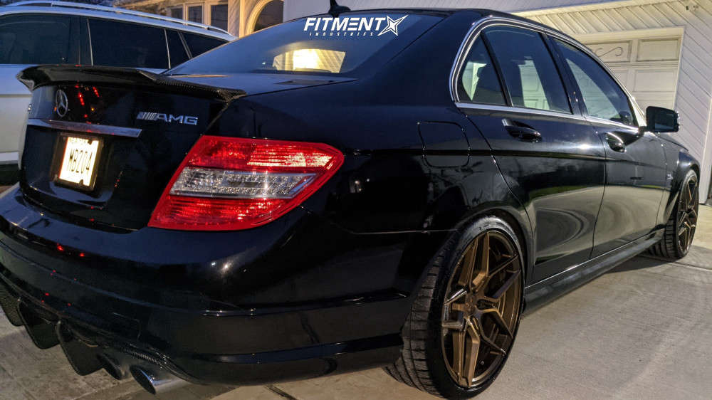 2010 Mercedes-Benz C63 AMG Base with 19x8.5 Rohana Rfx11 and Michelin ...