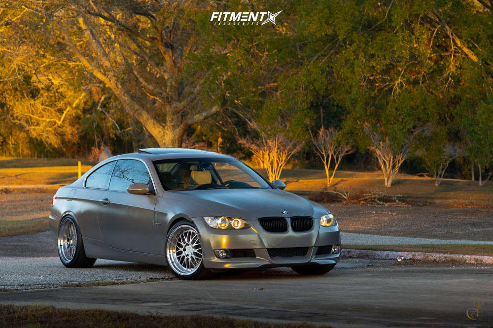 2008 BMW 335i Base with 19x9.5 ESR Sr05 and Achilles 245x45 on Stock ...
