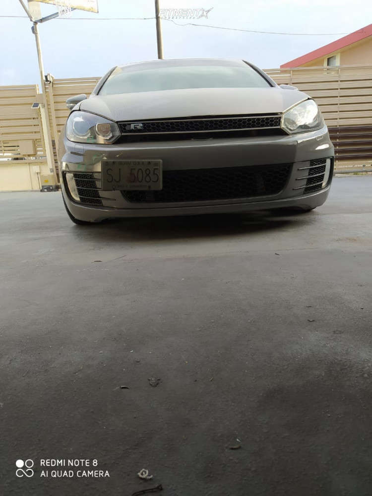 2013 Volkswagen GTI Base with 19x9.5 Niche Targa and Nankang 225x35 on ...