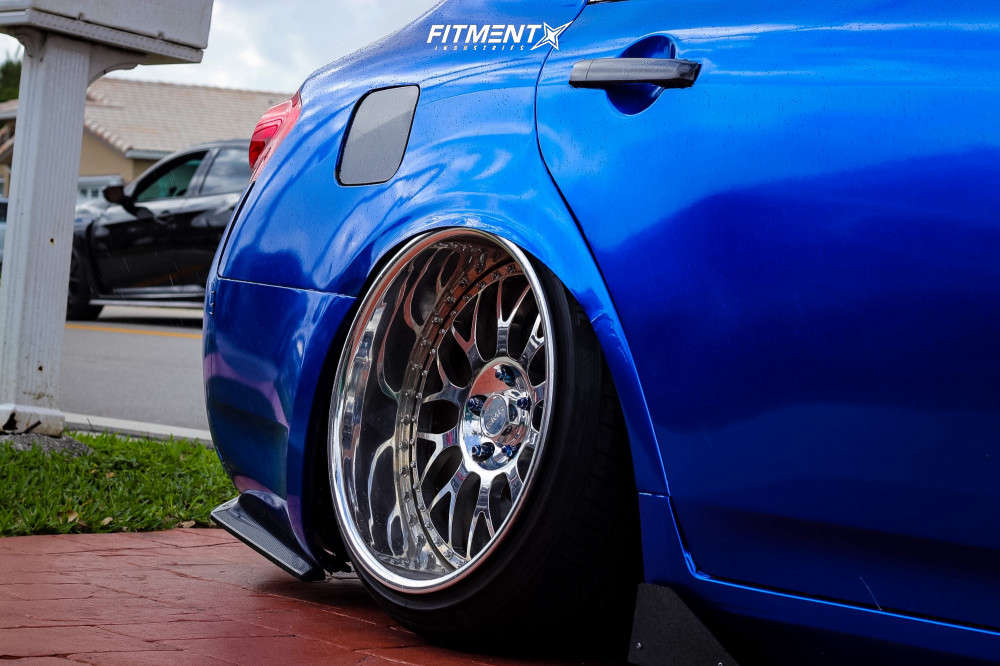 2007 INFINITI G35 X with 18x10.5 GMR GS-01 and Landsail 225x40 on Air ...