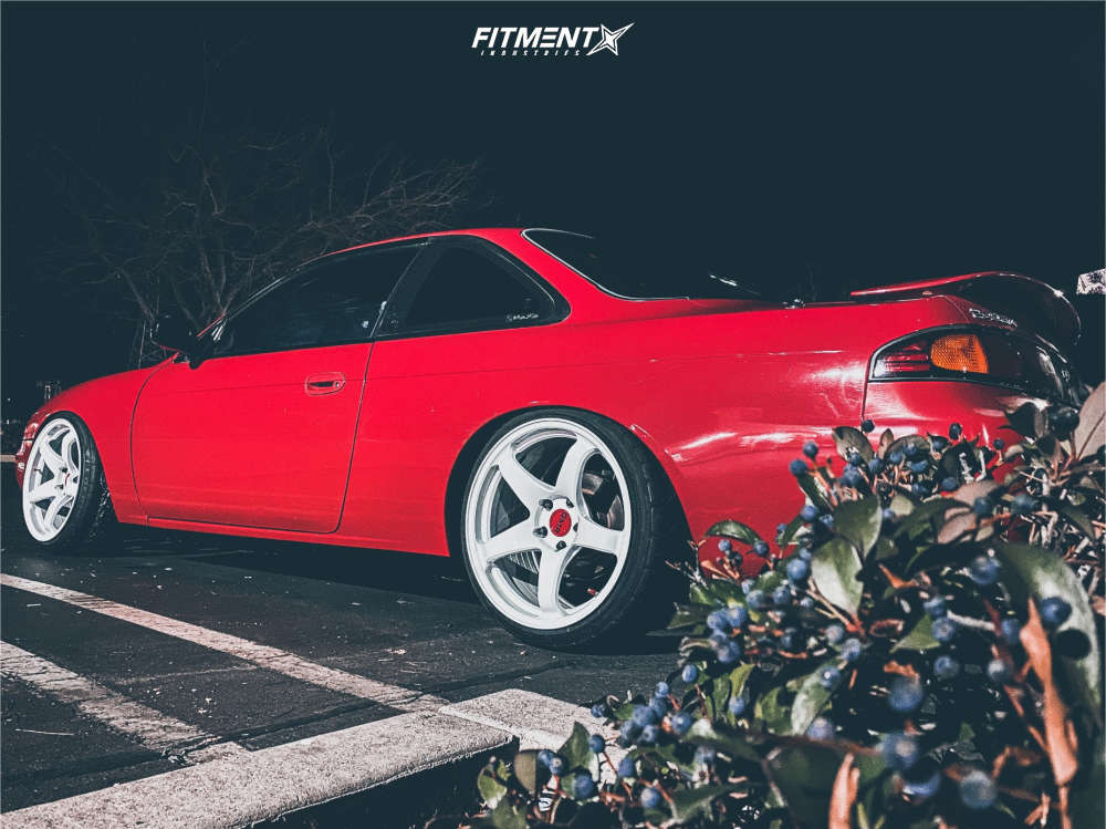 1995 Nissan 240SX SE with 18x9.5 GMR GMR-04 and Federal 225x35 on ...