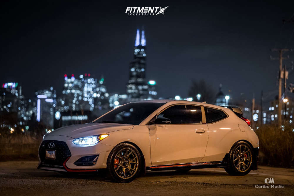 2020 Hyundai Veloster N Base with 18x8.5 Konig Ampliform and Yokohama ...