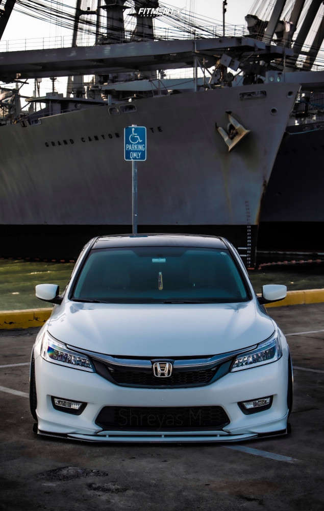 2015 Honda Accord LX with 19x10 GMR VX-6 and Federal 225x35 on Air ...