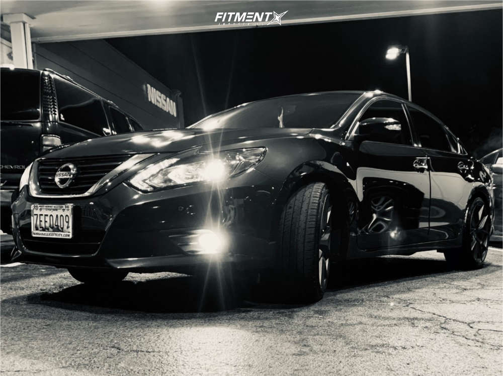 2016 Nissan Altima SL with 20x8.5 Verde Axis and Lionhart 225x35 on ...