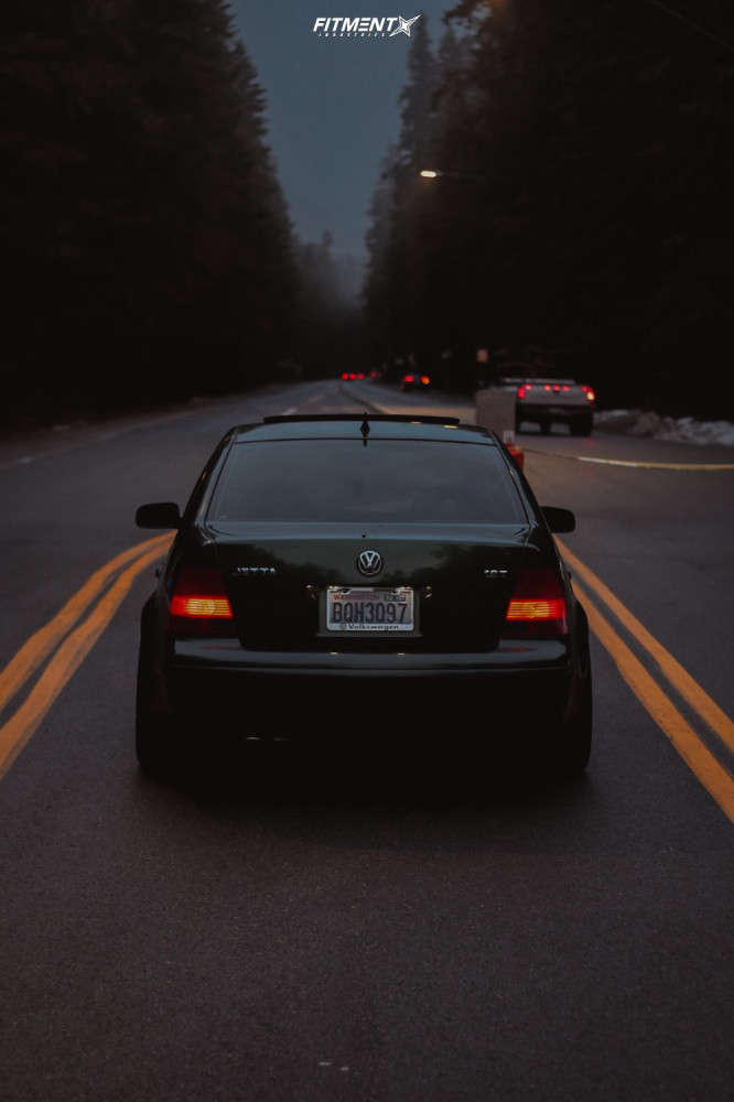 2002 Volkswagen Jetta GLS with 17x7.5 OEM Wheels Arietta and Ardent ...