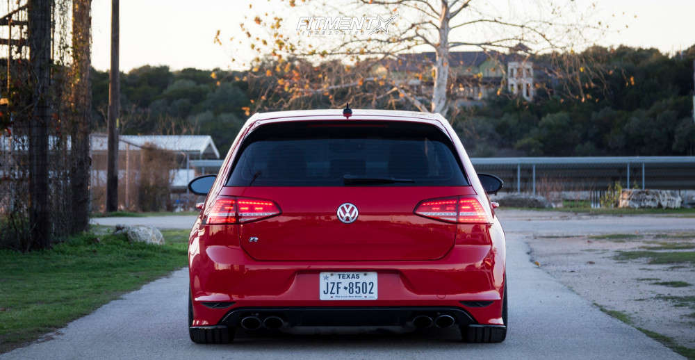 2016 Volkswagen Golf R Base with 19x8.5 Veemann V-FS 35R and Michelin ...