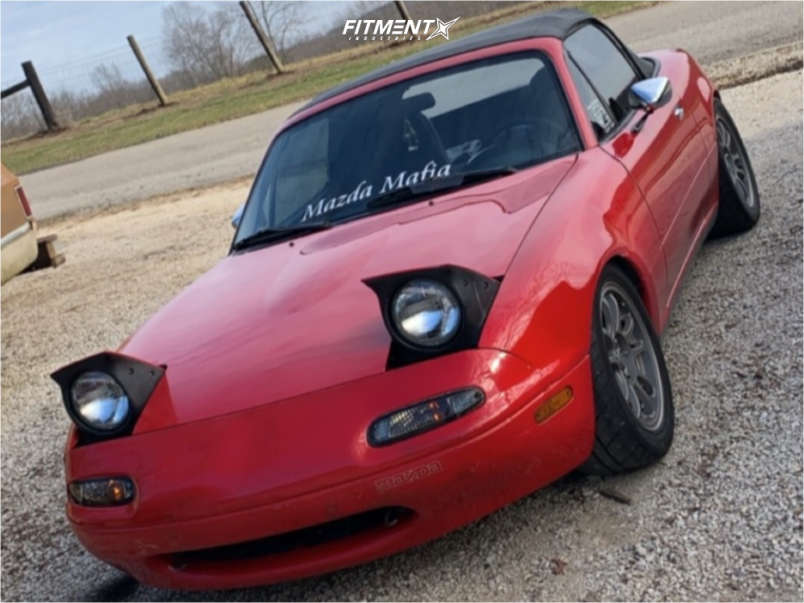 1990 Mazda MX-5 Miata Base with 15x7 TR Motorsport C1m and Hankook ...